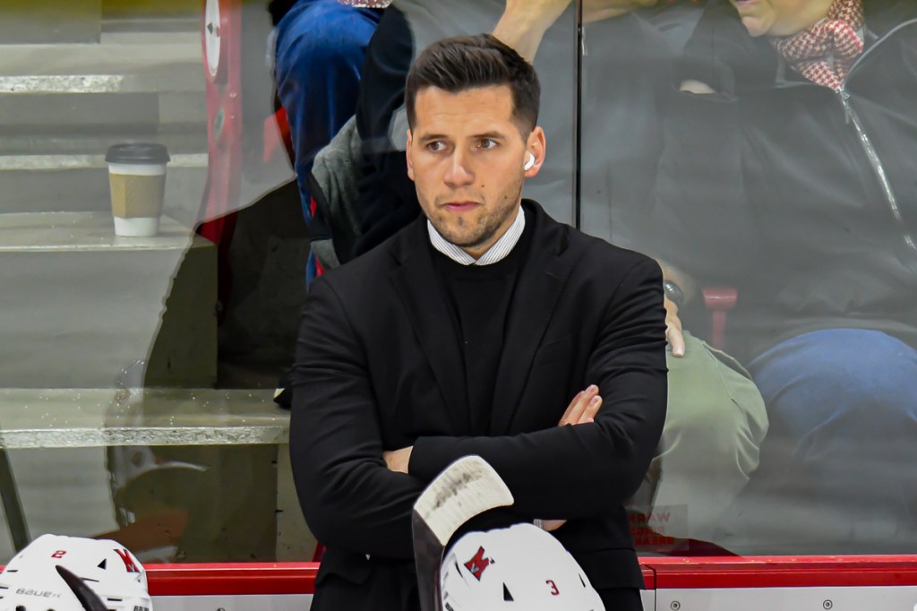 Mauron thriving in assistant role – View From the Glass